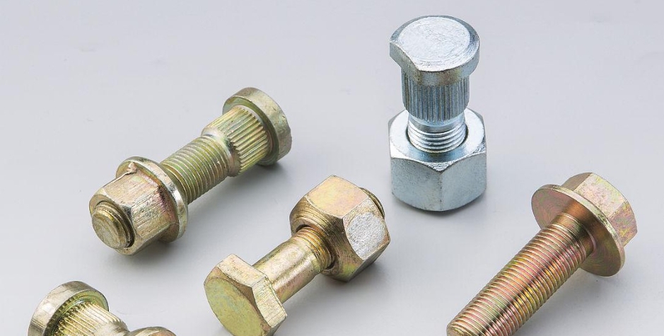 Five Types And Material Characteristics Of Wheel Hub Bolts| XINCHI